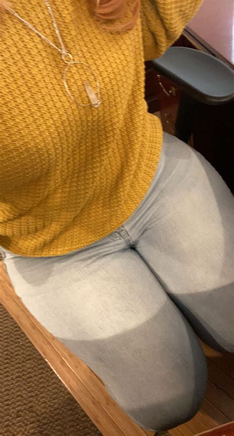 Jeans are the worse, come take them off : r/cameltoeoriginals