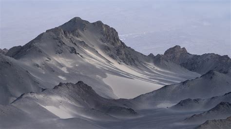 Heidu Mountain At Sunrise Qinghai China Windows Spotlight Images