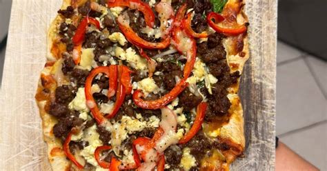 Spiced Beef Flatbread Pizza 😋 Recipe By Jake Cookpad