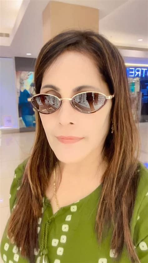 Shravani Goswami Shravanigoswami • Instagram Photos And Videos