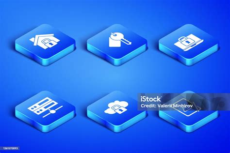 느낌표 보호 중인 집 클라우드 컴퓨팅 잠금 서버 데이터 웹 호스팅 표시된 키 및 랩톱 및 아이콘으로 태블릿을 설정합니다 벡터 3