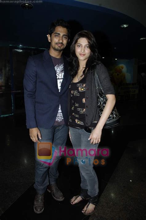 Siddharth Narayan Shruti Hassan At Siddharths Special Screening Of Film Striker In Fame On 4th