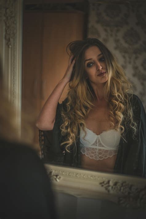 Sexy Moms Wearing Lingerie Photos Download The Best Free Sexy Moms