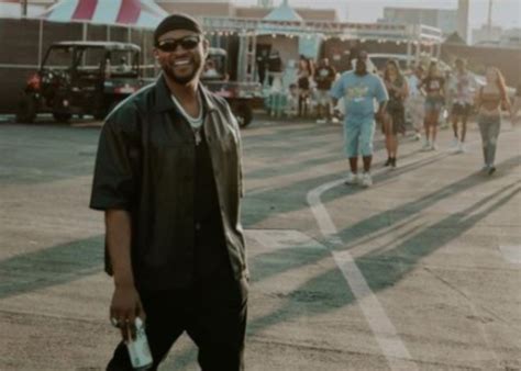 Usher Is The Latest Meme On Twitter Following His Tiny Desk Concert