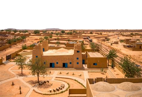 Atelier Masomi Transforms Derelict Niger Mosque Into Library
