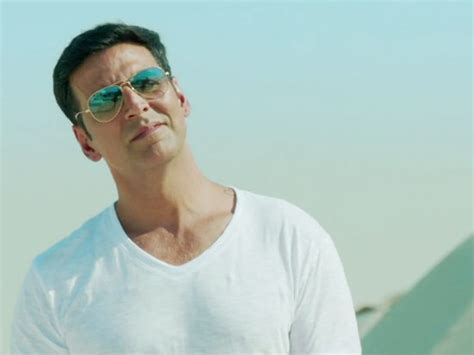 Legal Notice To Akshay By Defence Officers