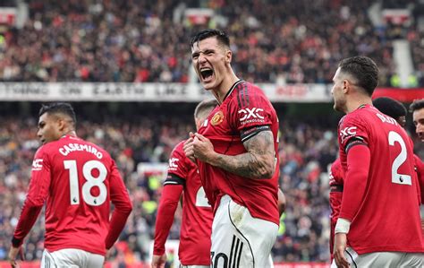 بنجامین ششکو گلزنی در اولدترافورد رویای کودکی من بود؛ جو این استادیوم باورنکردنی است طرفداری