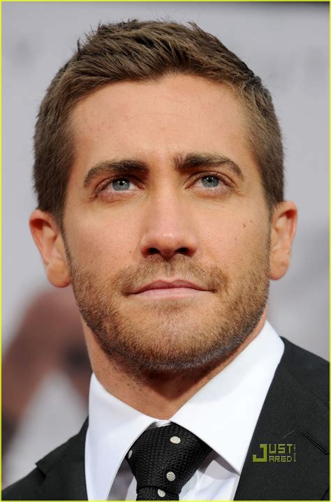 Jake Gyllenhaal Tom Ford Suit Sexy Photo 2451506 Ben Kingsley