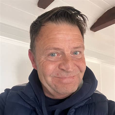 Der Wahre Schmerz Beim Loslassen Ist Nicht Das Alleinsein Selbst 💔🌑