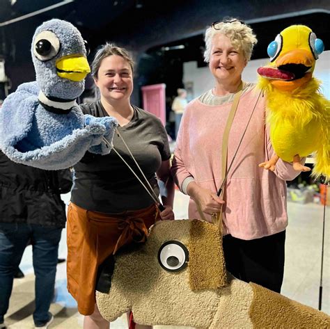 Puppet Powered Musical Brings Mo Willems Pigeon To Theatre Iii The