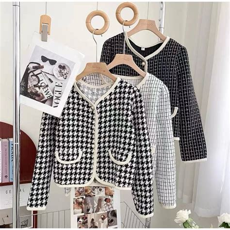 Cardigan คาร์ดิแกนแต่งกระดุมมุก ดีเทลกระเป๋าหน้า ใส่แล้วโคเรียเกิร์ลสุด แมทซ์กับลุคไหนก็น่ารัก