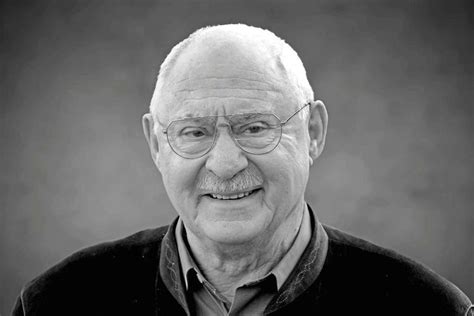 Der Alte Schauspieler Rolf Schimpf Gestorben Streaming And Tv Derstandard At › Etat