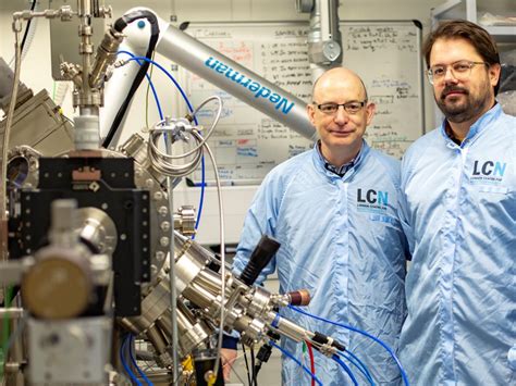 Ai Quantumcomputing Innovation Collaboration Nanolayers Research