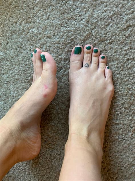 College Girls Feet By Somefeet On Deviantart