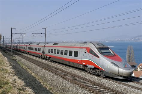Fs Etr 610 011 Als Ec Nach Milano Am 5323 Bei Einigen Bahnbilderde