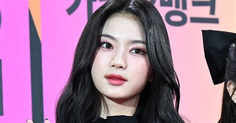 스테이씨 아이사 유혹의 인사 포토엔hd