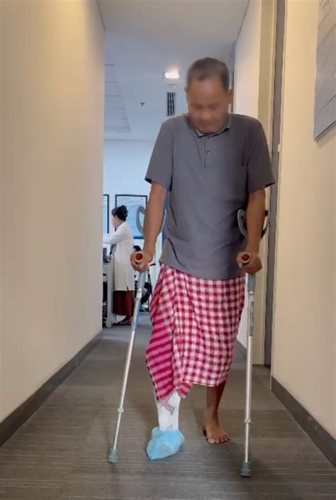 Leg Crushed In Accident Seven Surgeries At Fv Hospital Preserve Limb