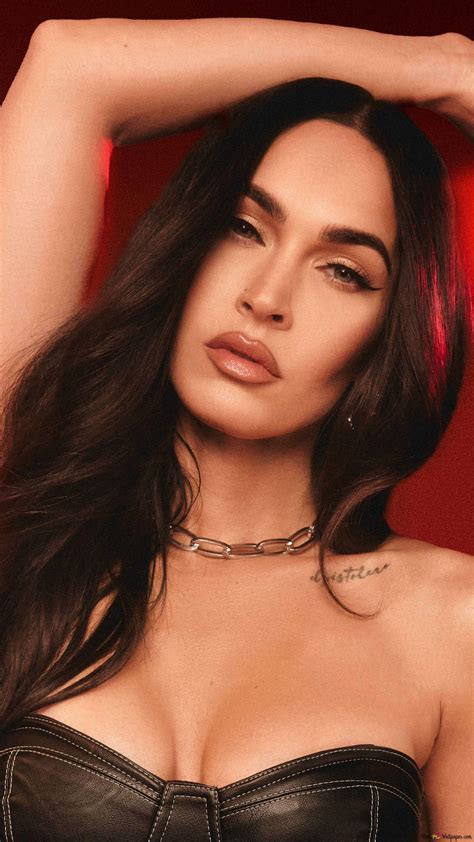 Megan Fox Hot Look 2k Wallpaper Download