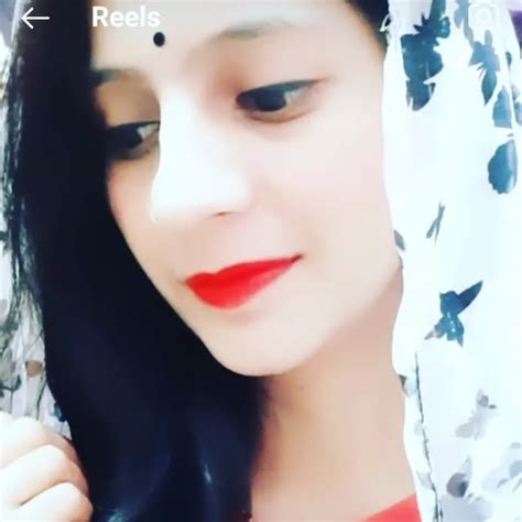 Mona Pant Mona Pant • Threads Say More