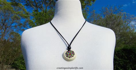 Why Use An Essential Oil Diffuser Pendant