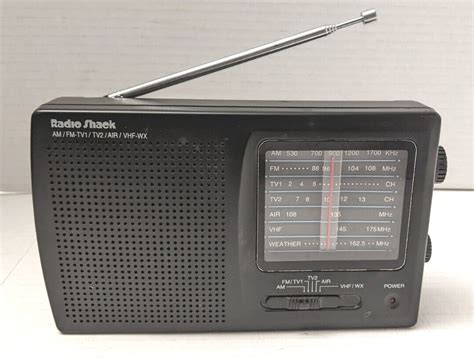 Radio Shack Portable Multiband Radio 12 456 Amfm Tv1 Tv2 Air Vhf Wx