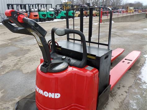 2003 Electric Raymond 112tm Fre60l Electric Walkierider Pallet Jack
