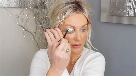 Incredible Spoon Makeup Hack Tutorial Upstyle