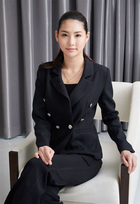 Model 239 Superpibphoto