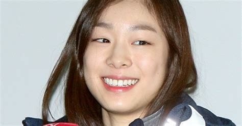 포토 김연아 여왕의 해사한 미소