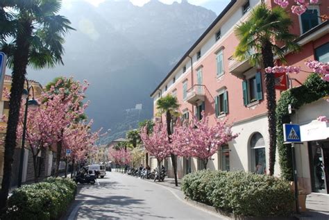 אגם גרדה איטליה אירופה גלריית תמונות