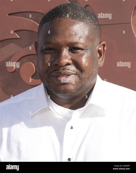 Keith Corbin Arrives At The Fxs The Bear Season 3 Los Angeles Premiere