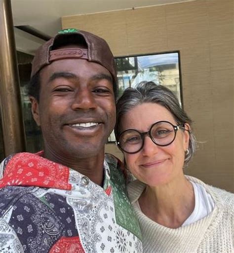 Jonathan Azevedo Faz Homenagem Emocionante Para Ex Professora De Teatro Famosos Gshow