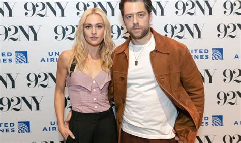 Outlander Spoilers Do Roger And Brianna Visit The Past Again In The