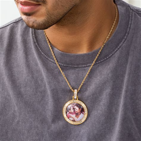 Custom Baguette Stones Round Shape Photo Pendant Helloice Jewelry