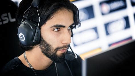 Sumail To Stand In For Team Aster At Berlin Major Gosugamers