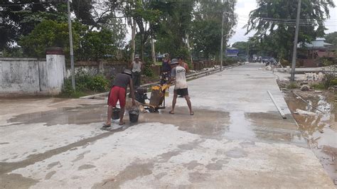 လှိုင်းဘွဲမြို့ဂရပ်ကွက် ပေါ်ဆန်းမွှေးလမ်းတွင် ကွန်ကရစ်လမ်းခင်းခြင