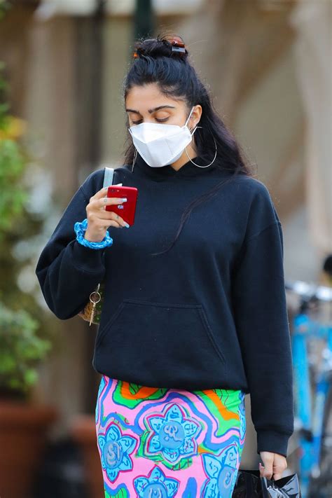 Lourdes Leon Out Shopping In New York 10102020 Hawtcelebs