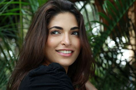 Parvathi Hot Photos Stills Gallery Tollywood