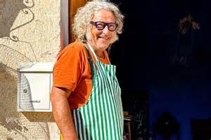 Carmelo Chiaramonte E Leleganza Assoluta Dellinformalità Di Unosteria Rituale Italia A Tavola