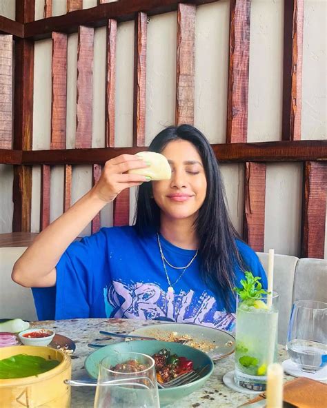 Nabha Natesh సరదాగా చిల్ అవుతున్న నభా నటేష్ Actress Nabha Natesh