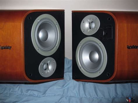 Infinity Classia C255es Cherry Surround Speakers Photo 1796768 Uk Audio Mart