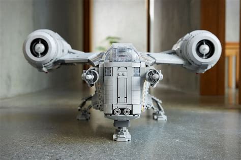 Lego The Razor Crest Ucs Uncrate