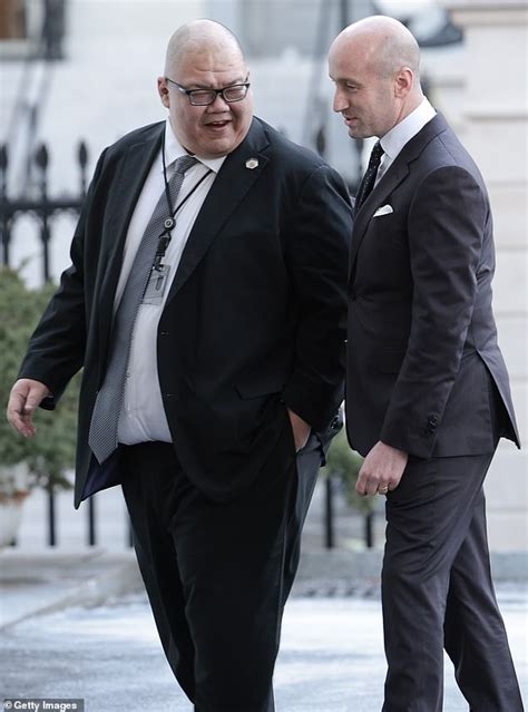 White House Sinks To New Lows Answering Yo Mama To The Huffposts