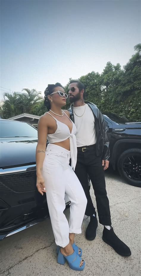 Tahiti Hernandezs Feet