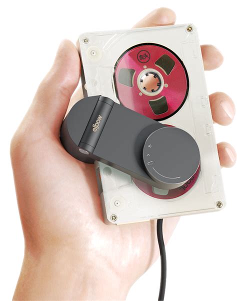 The Design Flaws In This Otherwise Nifty Portable Cassette Player Core77