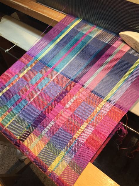 Turned Twill Weaving Patterns