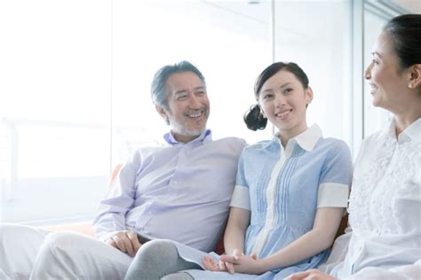 イマドキ女子は父親とデートできない？ お父さん側の切実な想いも明らかに Fumumu