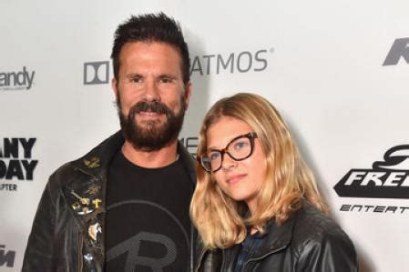 Qué Fue Del Actor Lorenzo Lamas El Padre De La Nueva Novia De Leonardo