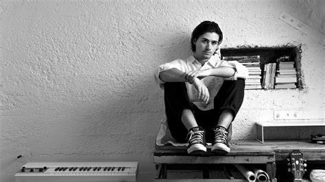 Chris Lanzon Delivers Brooding Indie Folk On Debut Single ‘still