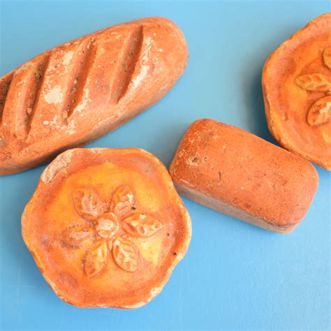 Vintage 1950s Plaster Food Kaybot Pineapple Retro